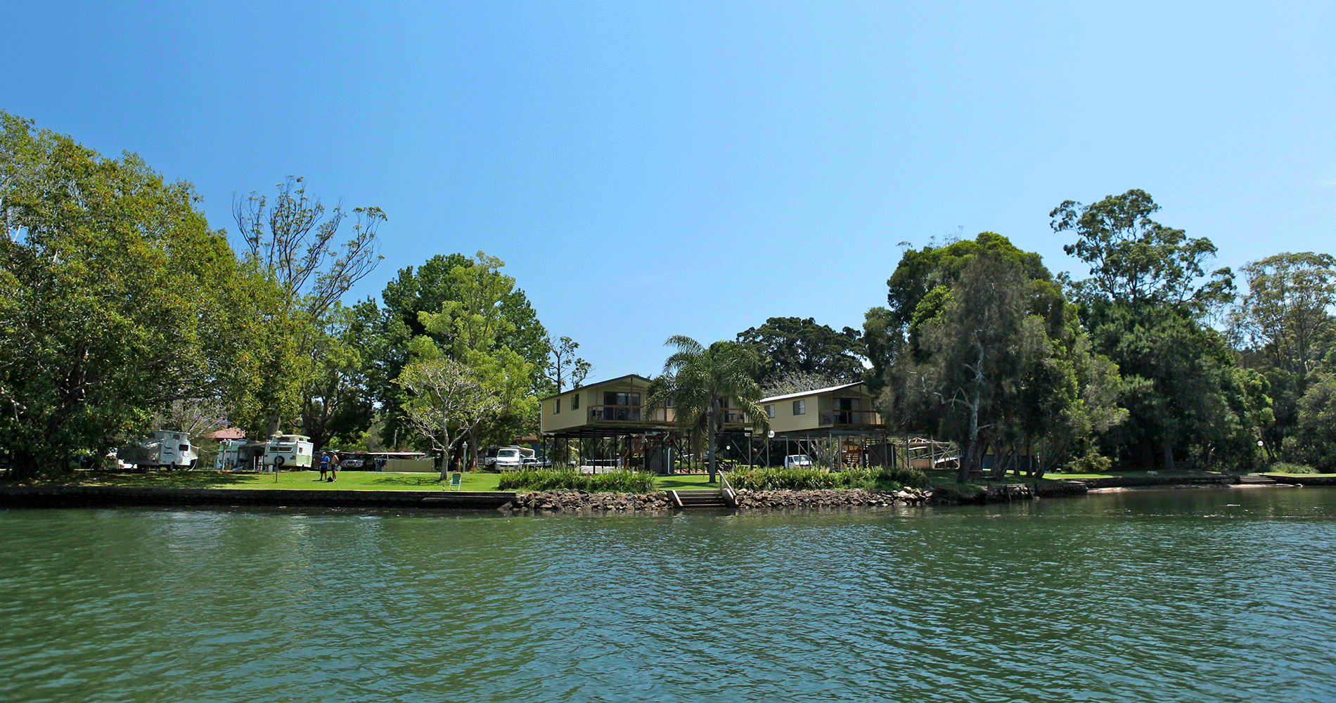 Accommodation on the banks of the Bellinger River – Bellinger River ...